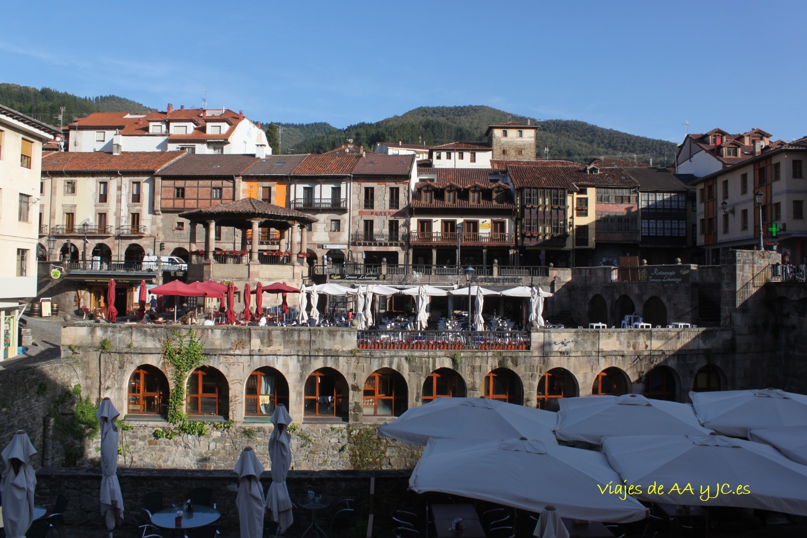 Potes, uno de los pueblos más bonitos de España. – Viajes de AA y JC